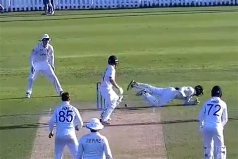 England Wicket Keeper Ben Foakes Quick Stumping Reminds Fans Of Thala