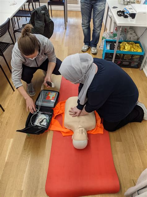 What Are Your Options For CPR Training Experience Curve