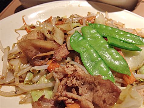 やよい軒 肉野菜炒め定食 【食レポブログ たべたおし】