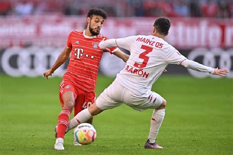 Noussair Mazraoui Et Le Bayern Munich Proches Dune Rupture Africafoot