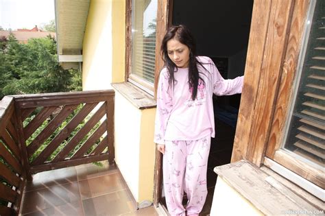 Club Seventeen Performed By Nomi Sex Images