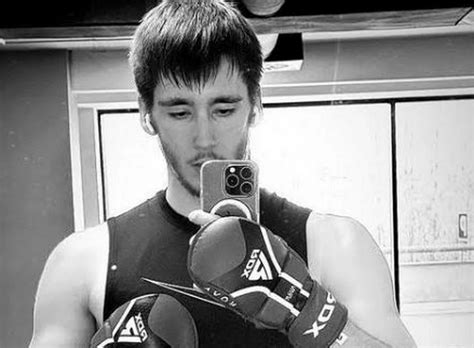 Kan D Inovi Raskinuo Sa Devojkom Jedan Detalj Pokrenuo Spekulacije Sve Ukazuje Na To Da Je I