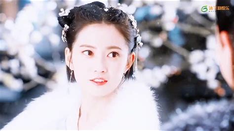 可能这就是书里说的回眸一笑百媚生，六宫粉黛无颜色，谁惊艳了你 Youtube