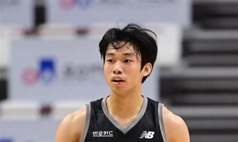 스포키 일데폰소 연속된 3점슛 성공 포토