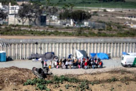 México Instalará 25 Albergues Para Migrantes Deportados De Estados Unidos