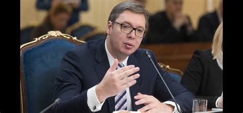 Вучич Сербия прибегнет к санкциям против РФ только под дамокловым мечом