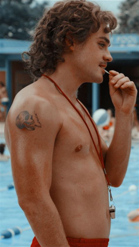 Pin By Liv Liversage On Dacre Montgomery Stranger Things Wallpaper