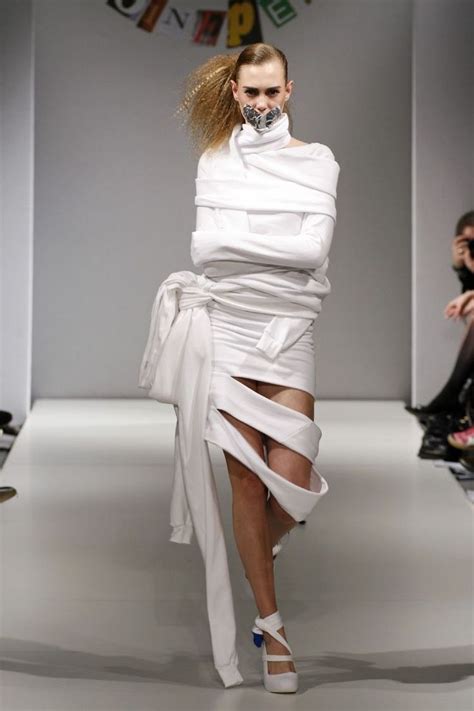 Pin By Aaayyyqqq On 绑带 Fashion Conceptual Fashion Straight Jacket