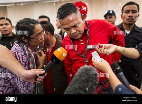 Bangkok Thailand 10th May 2014 Jutaporn Prompan Leader Of The Red