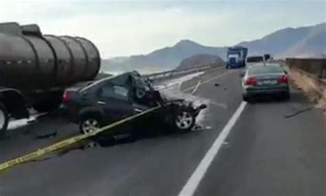 Mueren 2 Personas Tras Accidente En La Siglo 21 Quadratín Michoacán