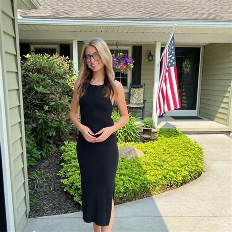 Meegan 💌 Meeganyerico • Threads Say More