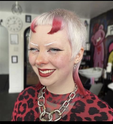 Pin By Clara Lua Vargas Guerra On Hair Punk Hair Hair Cuts Hair