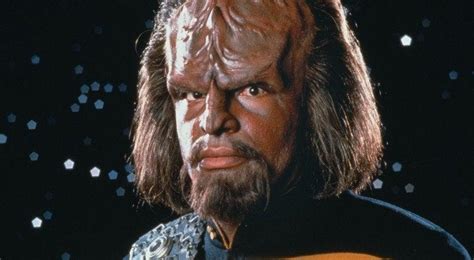 Star Trek Picard Worf Appears In The Series Premiere