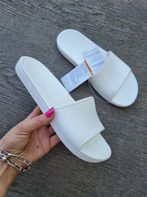 Самые удобные шлепки crocs sloane slide white — ціна 1199 грн у ...