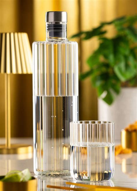 ლამაზი დახვეწილი და სადა კოლექციებით ჩვენი ერთ ერთი წამყვანი ბრენდი … Natalie Darchia