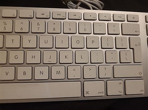 Genuine Orig Apple Aluminium Keyboard A1243 Usb Wired Uk Qwerty Numer