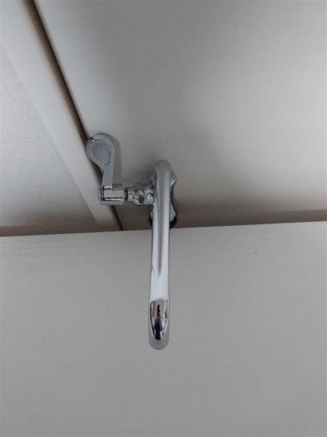 送料無料三栄水栓厨房用立形自在水栓1個、厨房用横形自在水栓1個、計2個セット メルカリ