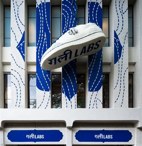 Fiberglass Custom Sculpture For Promotional Use At Best Price In New Delhi