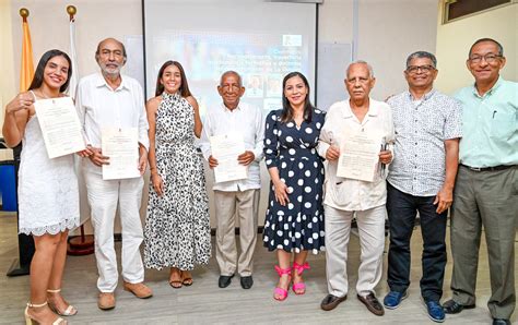Uniguajira homenajeó a cuatro destacadas figuras de la educación